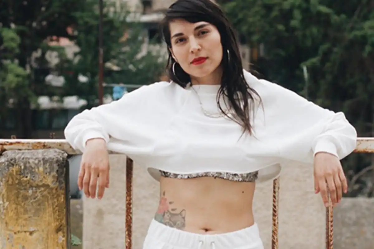 Mente, poesía y alma en el nuevo sencillo de Cat Lira