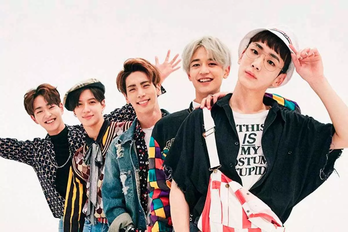 SHINee: cinco diamantes tan brillantes como la luna